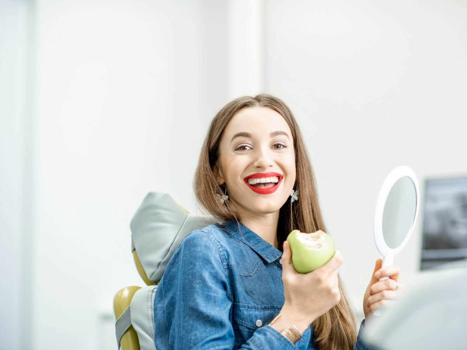5 Signs You Need Cosmetic Dentistry | Liberty Dentist TX